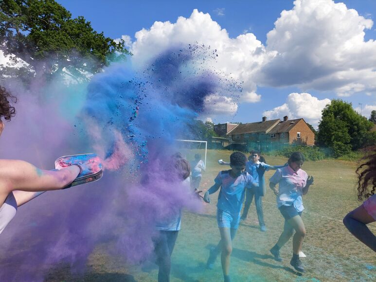 Colour Fun Run - News - Mill Hill County High School